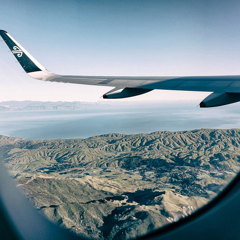 8 Ways to Pass the Time on a Flight